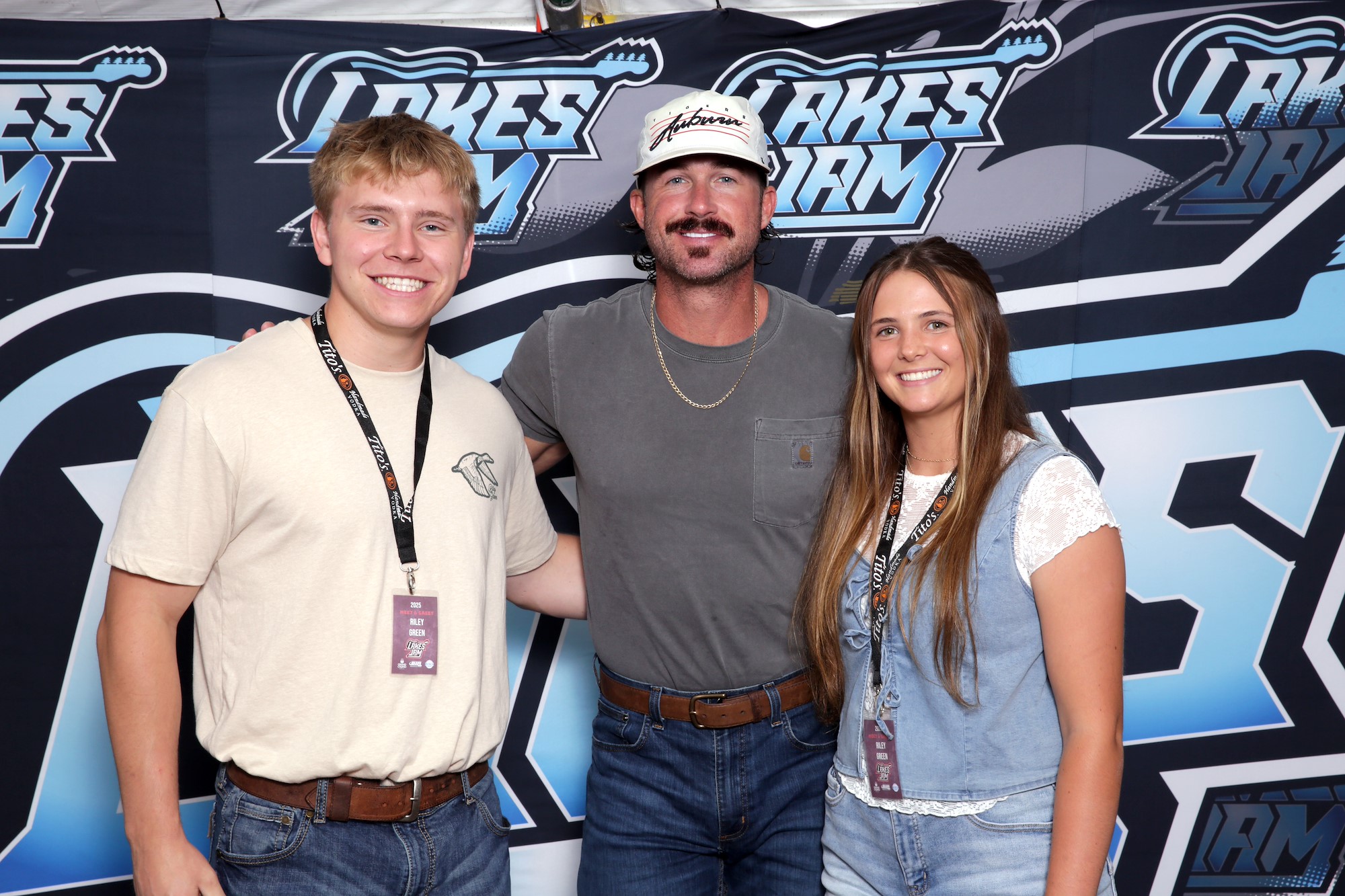 Meet & Greet: Riley Green | Lakes Jam