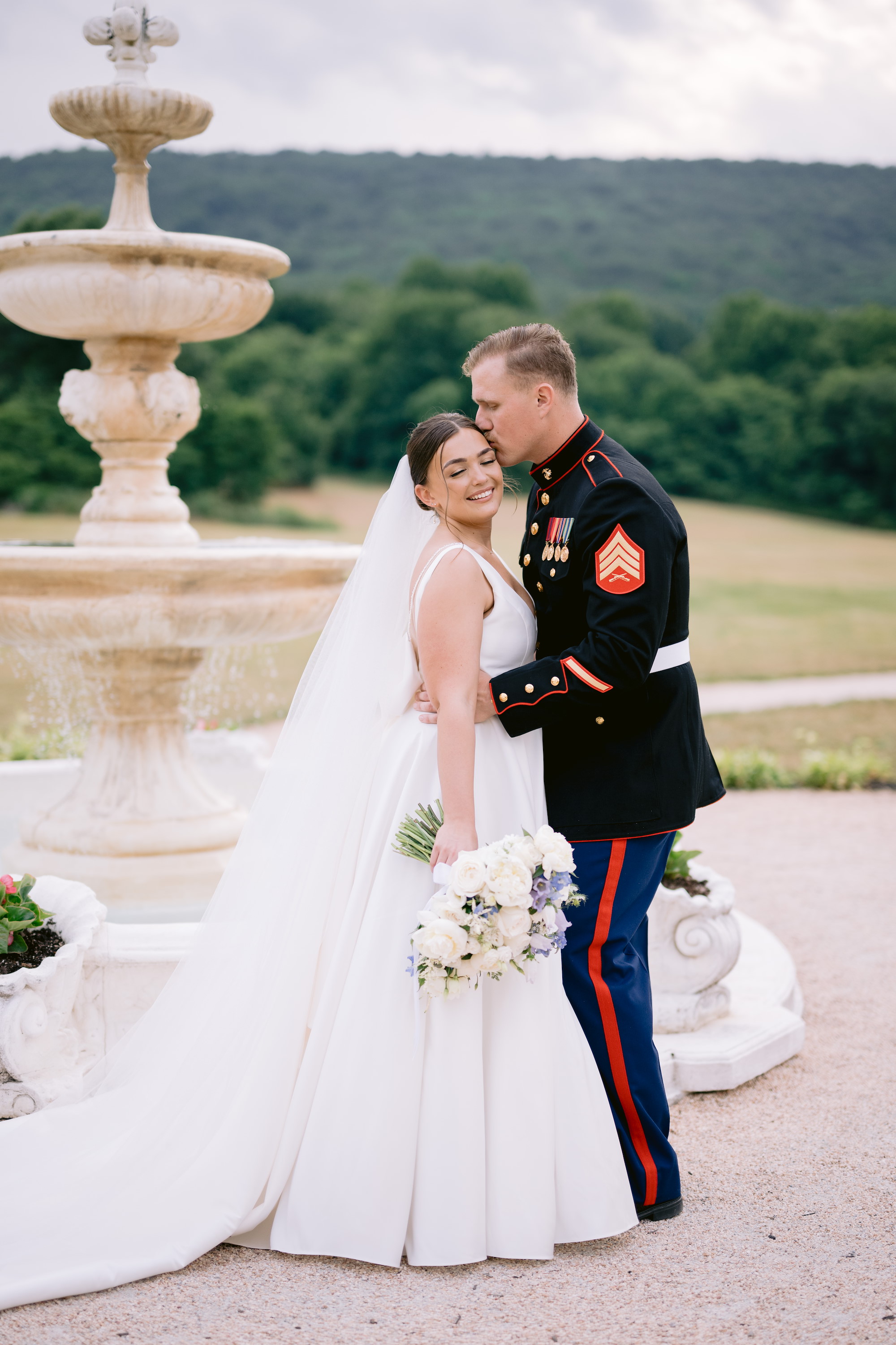 Jen + PJ Springfield Manor | Atalie Day Photography